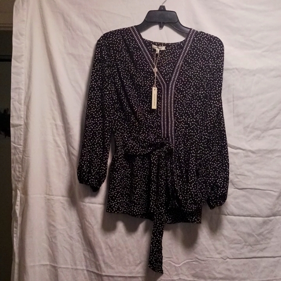 Max Studio | Tops | New Max Studio Black And White Blouse | Poshmark